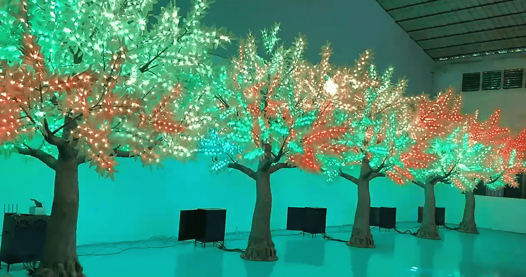 13.5ft Color-Changing Large LED Tree - Buy online – magic of leds
